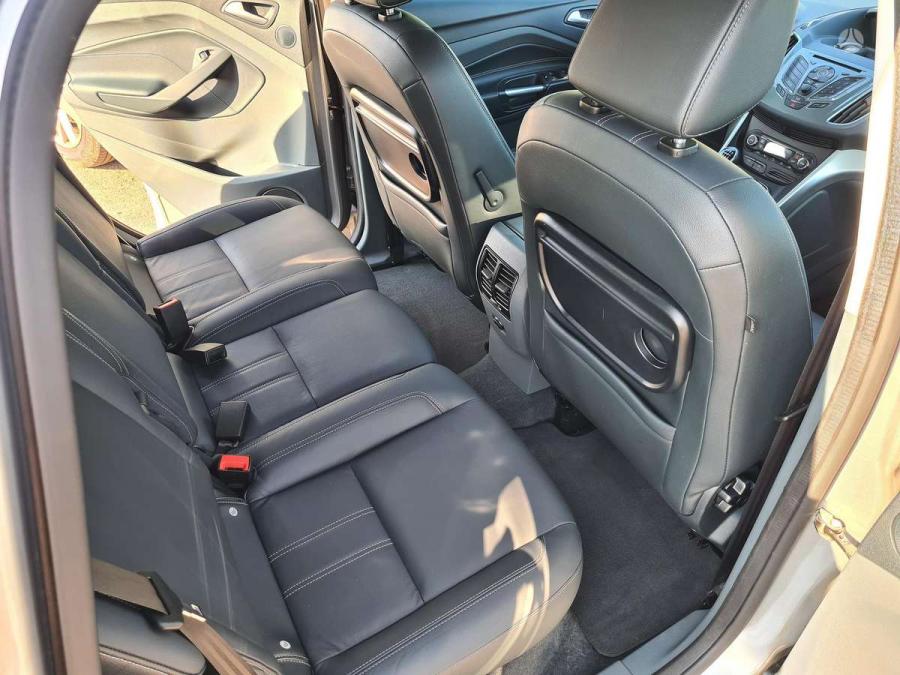 Pelēks Ford C-Max 2011 Kauņa, ar dzinēja tilpumu 1.56 L un nobraukumu 267 tūkst. km par 3650 €, foto 33 vietnē AUTOMOTO.COM.LV