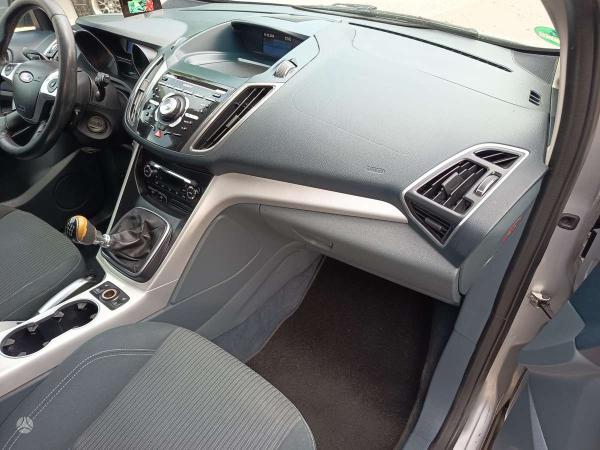 Pelēks Ford C-Max 2011 Rokiškis, ar dzinēja tilpumu 1.60 L un nobraukumu 220 tūkst. km par 2700 €, foto 7 vietnē AUTOMOTO.COM.LV