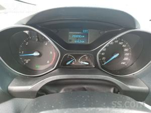 Grey Ford C-Max 2011 in Daugavpils, with an engine capacity of 1.60 L and mileage of 0 thousand km for 3500 €, photo 37 on AUTOMOTO.COM.LV