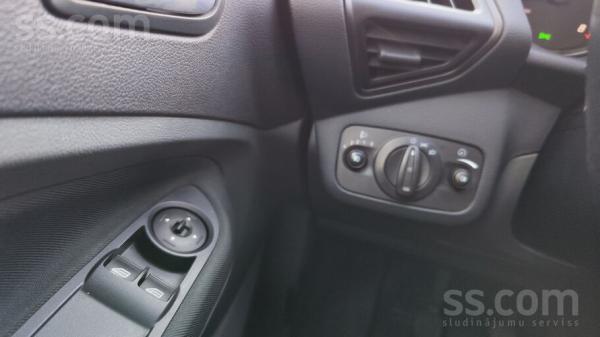 Pelēks Ford C-Max 2011 Rīga, ar dzinēja tilpumu 1.60 L un nobraukumu 299 tūkst. km par 2750 €, foto 11 vietnē AUTOMOTO.COM.LV