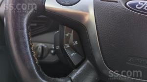 Grey Ford C-Max 2011 in Riga, with an engine capacity of 1.60 L and mileage of 299 thousand km for 2750 €, photo 12 on AUTOMOTO.COM.LV