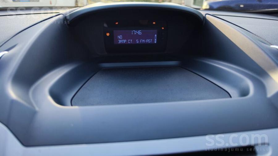 Grey Ford C-Max 2011 in Riga, with an engine capacity of 1.60 L and mileage of 299 thousand km for 2750 €, photo 14 on AUTOMOTO.COM.LV