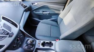Grey Ford C-Max 2011 in Riga, with an engine capacity of 1.60 L and mileage of 299 thousand km for 2750 €, photo 18 on AUTOMOTO.COM.LV