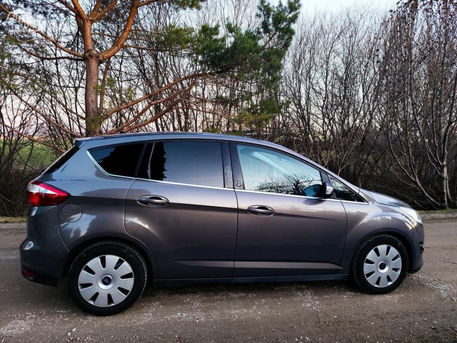 Pelēks Ford C-Max 2012 Mažeikiai, ar dzinēja tilpumu 2.00 L un nobraukumu 245 tūkst. km par 4250 €, foto 18 vietnē AUTOMOTO.COM.LV