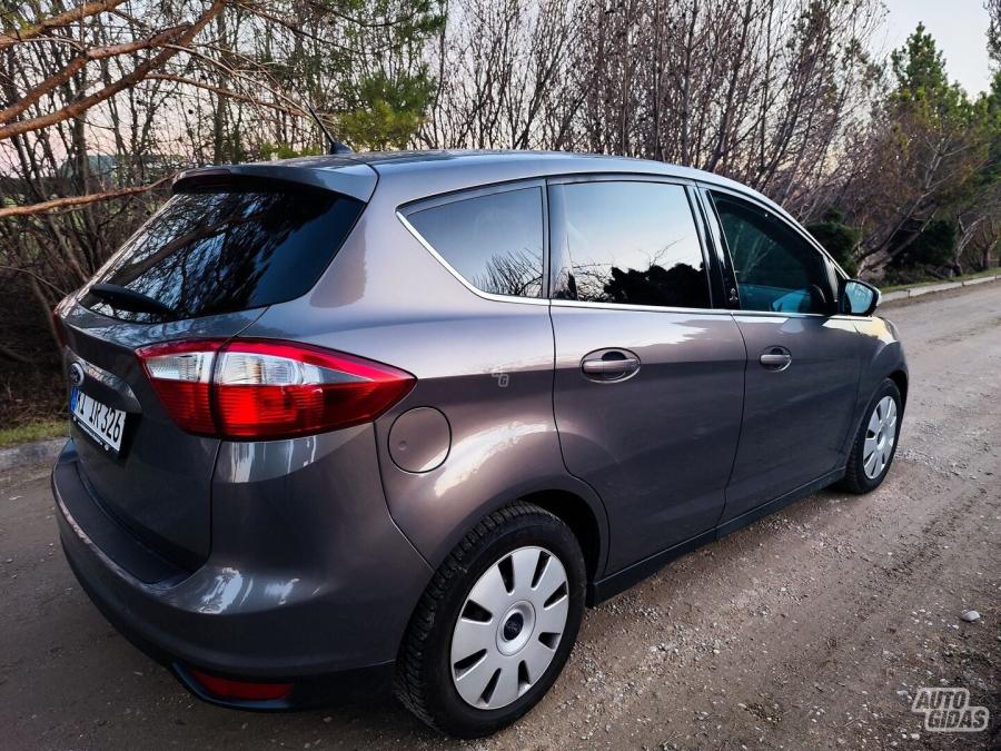 Pelēks Ford C-Max 2012 Mažeikiai, ar dzinēja tilpumu 2.00 L un nobraukumu 245 tūkst. km par 4250 €, foto 19 vietnē AUTOMOTO.COM.LV