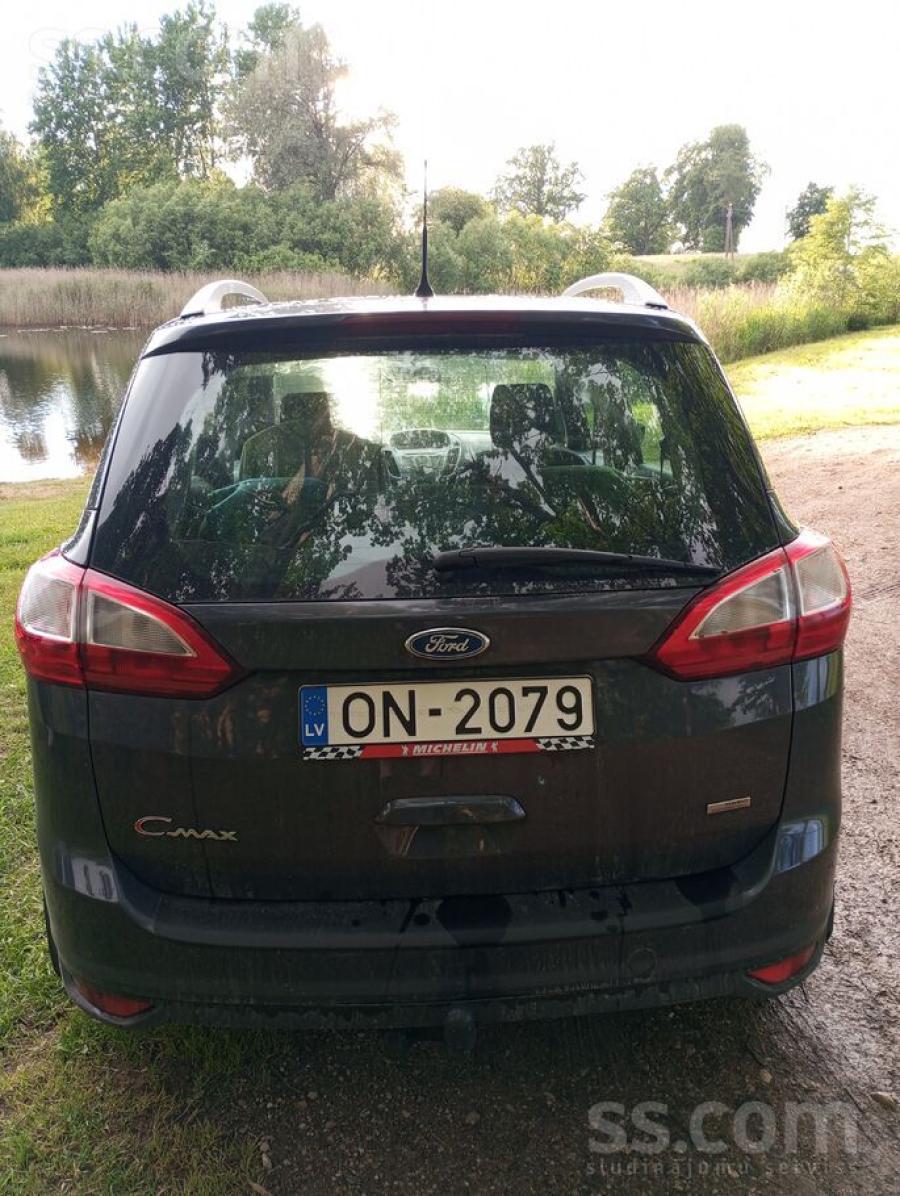 Grey Ford C-Max 2012 in Riga, with an engine capacity of 1.60 L and mileage of 0 thousand km for 4250 €, photo 6 on AUTOMOTO.COM.LV