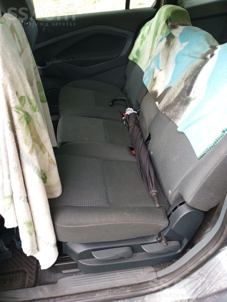 Grey Ford C-Max 2012 in Riga, with an engine capacity of 1.60 L and mileage of 0 thousand km for 4250 €, photo 10 on AUTOMOTO.COM.LV