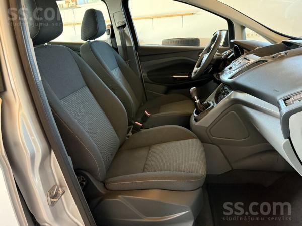 Grey Ford C-Max 2012 in Tukums, with an engine capacity of 2.00 L and mileage of 259 thousand km for 4200 €, photo 8 on AUTOMOTO.COM.LV