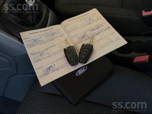 Pelēks Ford C-Max 2012 Tukums, ar dzinēja tilpumu 2.00 L un nobraukumu 259 tūkst. km par 4200 €, foto 17 vietnē AUTOMOTO.COM.LV