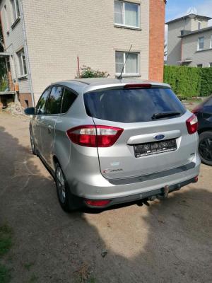 Grey Ford C-Max 2012 in Vilkaviskis, with an engine capacity of 1.56 L and mileage of 285 thousand km for 2400 €, photo 6 on AUTOMOTO.COM.LV