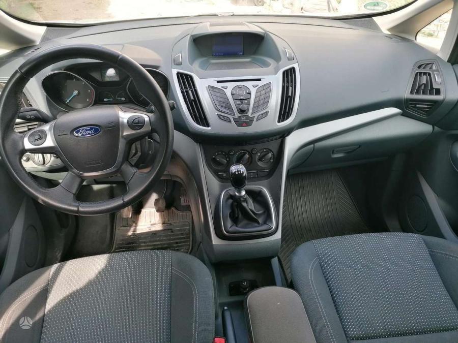 Grey Ford C-Max 2012 in Vilkaviskis, with an engine capacity of 1.56 L and mileage of 285 thousand km for 2400 €, photo 8 on AUTOMOTO.COM.LV