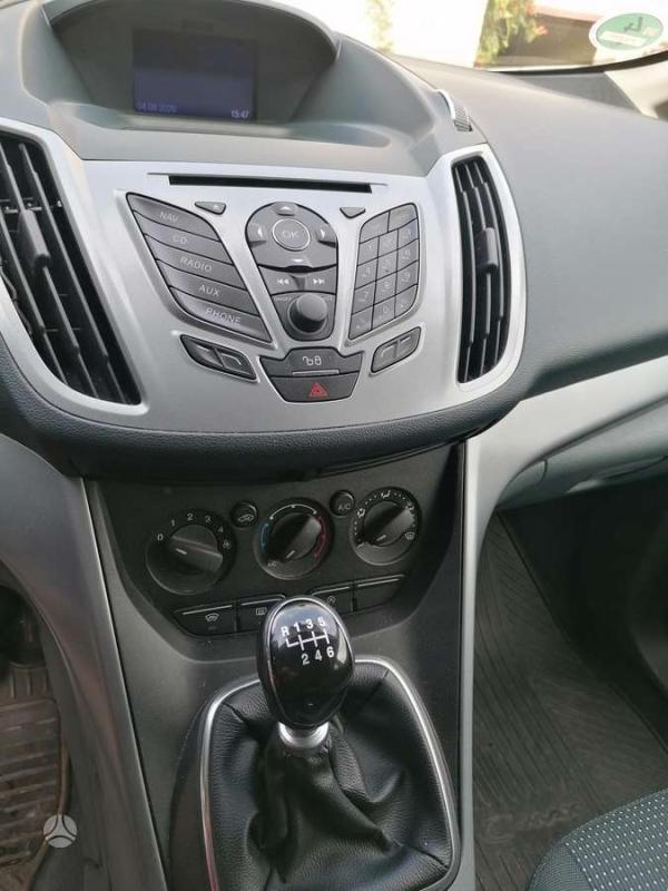 Grey Ford C-Max 2012 in Vilkaviskis, with an engine capacity of 1.56 L and mileage of 285 thousand km for 2400 €, photo 9 on AUTOMOTO.COM.LV