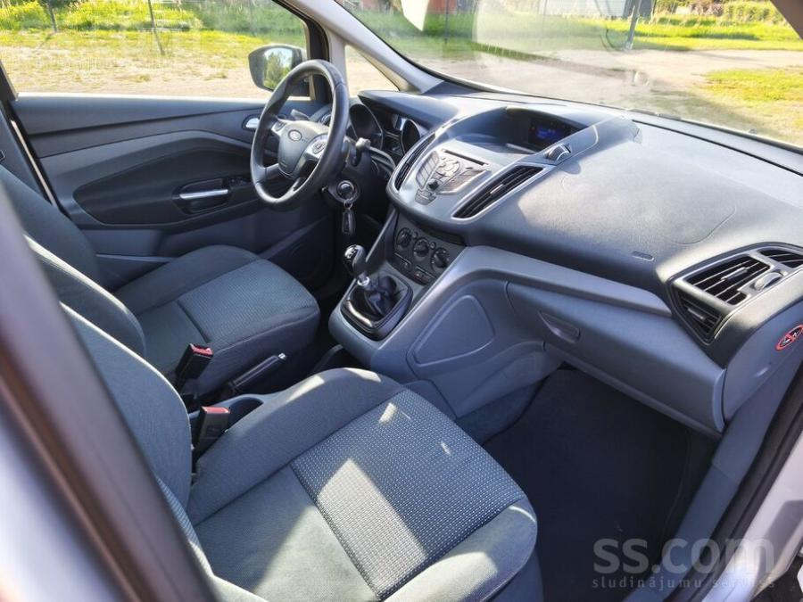 Pelēks Ford C-Max 2012 Kuldīga, ar dzinēja tilpumu 1.60 L un nobraukumu 233 tūkst. km par 4890 €, foto 18 vietnē AUTOMOTO.COM.LV