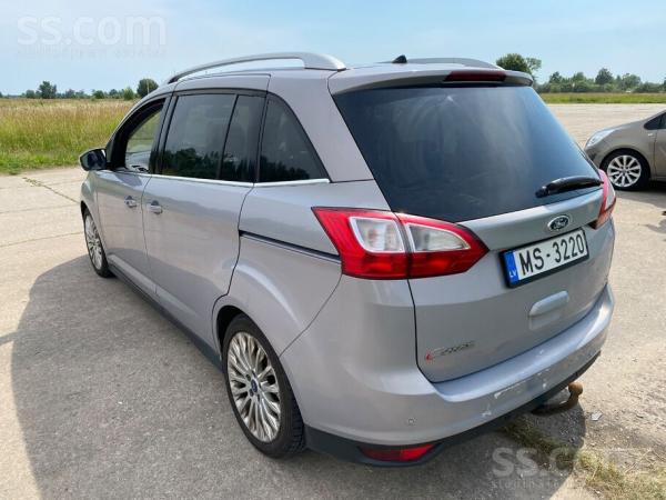 Grey Ford C-Max 2012 in Riga, with an engine capacity of 1.60 L and mileage of 243 thousand km for 4490 €, photo 3 on AUTOMOTO.COM.LV