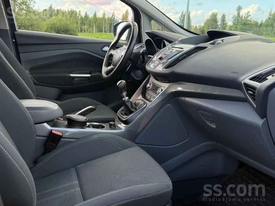 Grey Ford C-Max 2012 in Jelgava, with an engine capacity of 2.00 L and mileage of 0 thousand km for 4990 €, photo 16 on AUTOMOTO.COM.LV