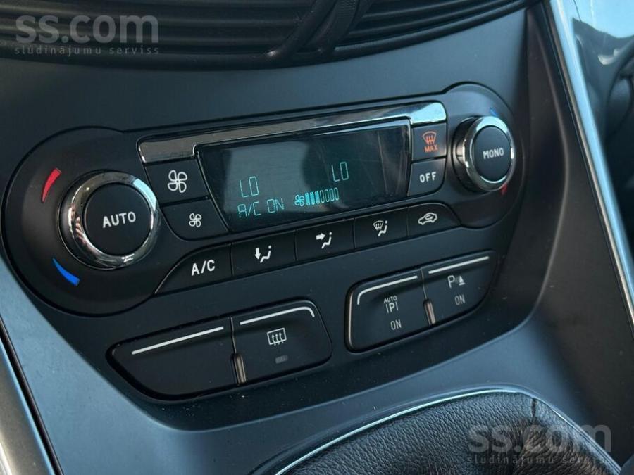Grey Ford C-Max 2012 in Jelgava, with an engine capacity of 2.00 L and mileage of 0 thousand km for 4990 €, photo 18 on AUTOMOTO.COM.LV