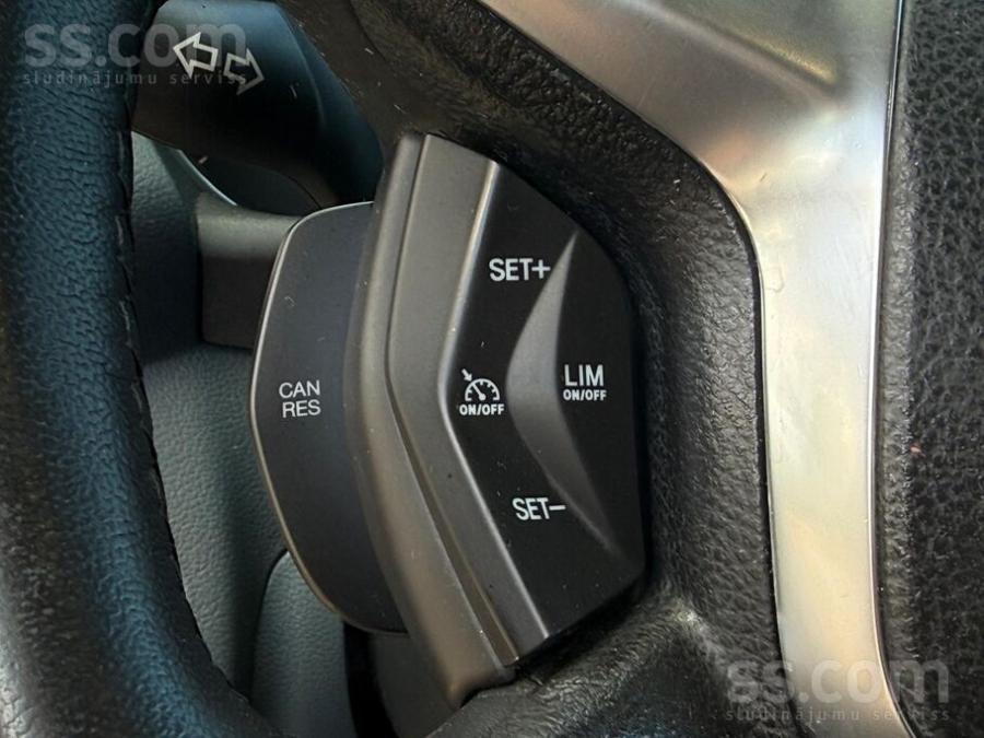 Grey Ford C-Max 2012 in Jelgava, with an engine capacity of 2.00 L and mileage of 0 thousand km for 4990 €, photo 21 on AUTOMOTO.COM.LV
