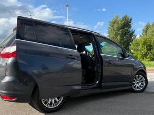 Grey Ford C-Max 2012 in Jelgava, with an engine capacity of 2.00 L and mileage of 266 thousand km for 4990 €, photo 8 on AUTOMOTO.COM.LV
