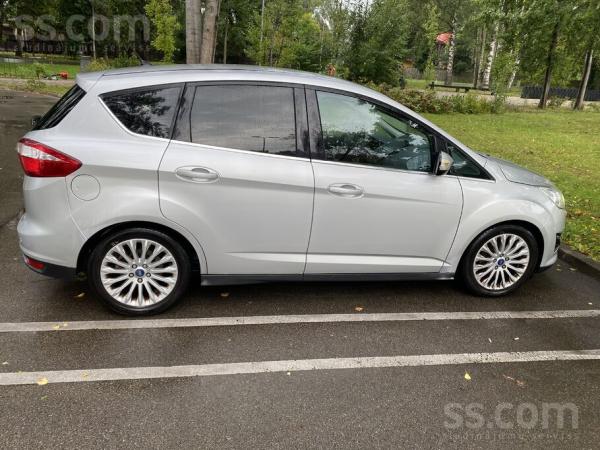 Grey Ford C-Max 2012 in Riga, with an engine capacity of 1.60 L and mileage of 138 thousand km for 4500 €, photo 4 on AUTOMOTO.COM.LV