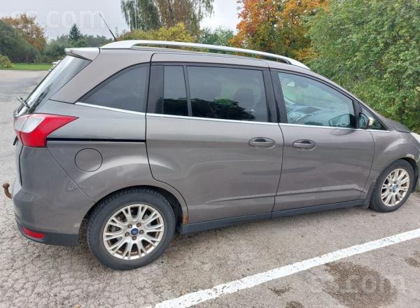 Pelēks Ford C-Max 2012 Rīga, ar dzinēja tilpumu 2.00 L un nobraukumu 245 tūkst. km par 3500 €, foto 7 vietnē AUTOMOTO.COM.LV