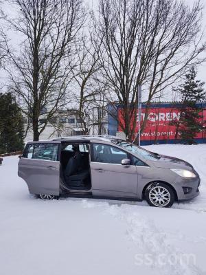 Grey Ford C-Max 2013 in Riga, with an engine capacity of 1.20 L and mileage of 240 thousand km for 4000 €, photo 3 on AUTOMOTO.COM.LV