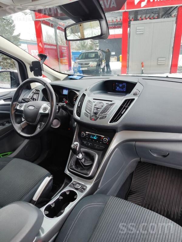 Grey Ford C-Max 2013 in Riga, with an engine capacity of 1.20 L and mileage of 240 thousand km for 4000 €, photo 8 on AUTOMOTO.COM.LV
