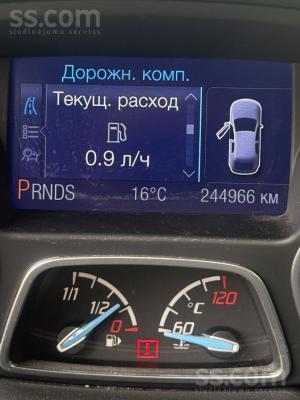 Grey Ford C-Max 2013 in Riga, with an engine capacity of 2.00 L and mileage of 245 thousand km for 3950 €, photo 7 on AUTOMOTO.COM.LV