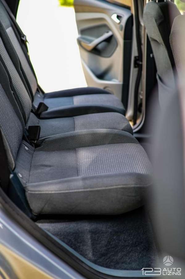 Pelēks Ford C-Max 2013 Kretinga, ar dzinēja tilpumu 1.60 L un nobraukumu 286 tūkst. km par 3850 €, foto 8 vietnē AUTOMOTO.COM.LV