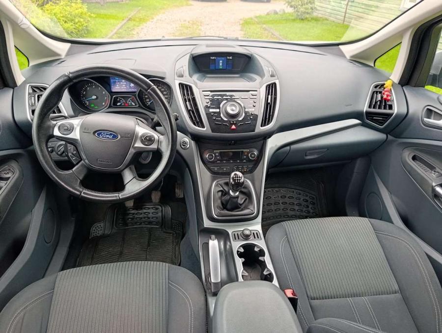Grey Ford C-Max 2013 in Marijampole, with an engine capacity of 1.00 L and mileage of 141 thousand km for 3200 €, photo 19 on AUTOMOTO.COM.LV