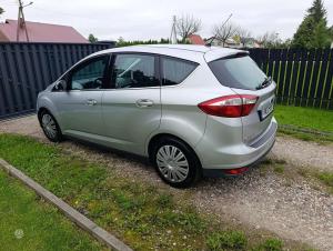 Grey Ford C-Max 2013 in Marijampole, with an engine capacity of 1.00 L and mileage of 141 thousand km for 3200 €, photo 5 on AUTOMOTO.COM.LV