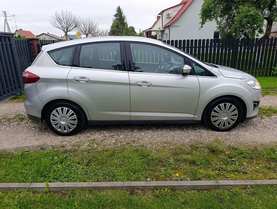 Grey Ford C-Max 2013 in Marijampole, with an engine capacity of 1.00 L and mileage of 141 thousand km for 3200 €, photo 6 on AUTOMOTO.COM.LV
