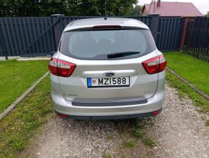 Grey Ford C-Max 2013 in Marijampole, with an engine capacity of 1.00 L and mileage of 141 thousand km for 3200 €, photo 12 on AUTOMOTO.COM.LV