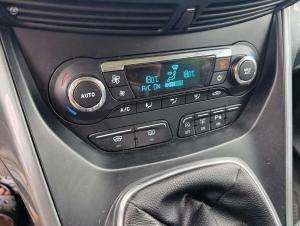 Grey Ford C-Max 2013 in Marijampole, with an engine capacity of 1.00 L and mileage of 141 thousand km for 3200 €, photo 26 on AUTOMOTO.COM.LV