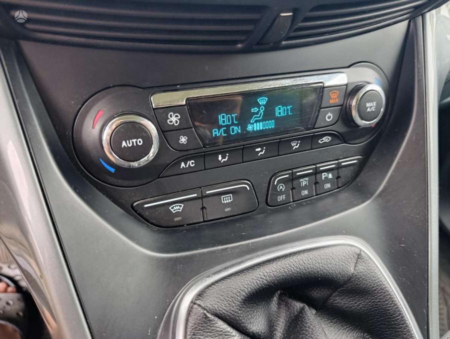 Grey Ford C-Max 2013 in Marijampole, with an engine capacity of 1.00 L and mileage of 141 thousand km for 3200 €, photo 26 on AUTOMOTO.COM.LV