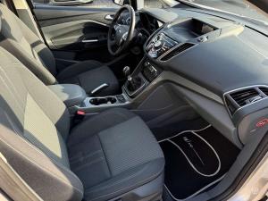 Pelēks Ford C-Max 2013 Kauņa, ar dzinēja tilpumu 1.56 L un nobraukumu 250 tūkst. km par 4200 €, foto 9 vietnē AUTOMOTO.COM.LV