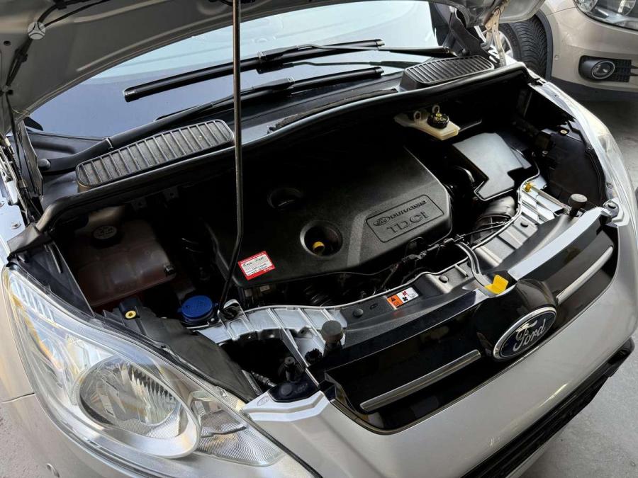 Pelēks Ford C-Max 2013 Kauņa, ar dzinēja tilpumu 1.56 L un nobraukumu 250 tūkst. km par 4200 €, foto 19 vietnē AUTOMOTO.COM.LV