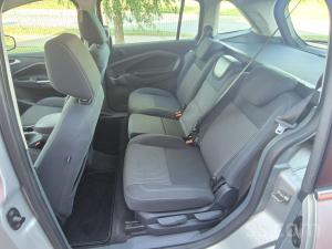 Grey Ford C-Max 2013 in Saldus, with an engine capacity of 1.00 L and mileage of 115 thousand km for 5150 €, photo 12 on AUTOMOTO.COM.LV