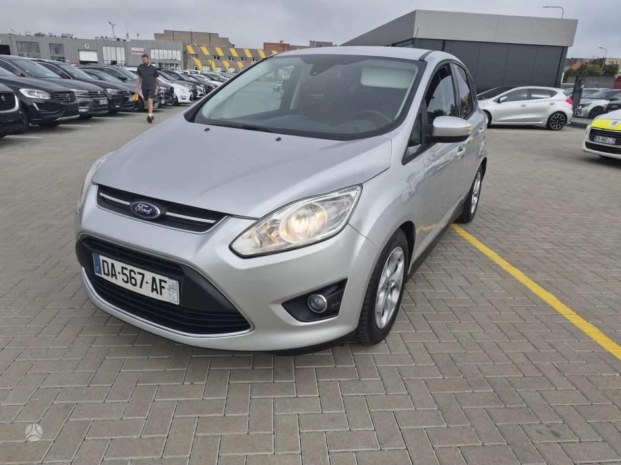 Grey Ford C-Max 2013 in Taurage, with an engine capacity of 1.00 L and mileage of 172 thousand km for 3500 €, photo 1 on AUTOMOTO.COM.LV