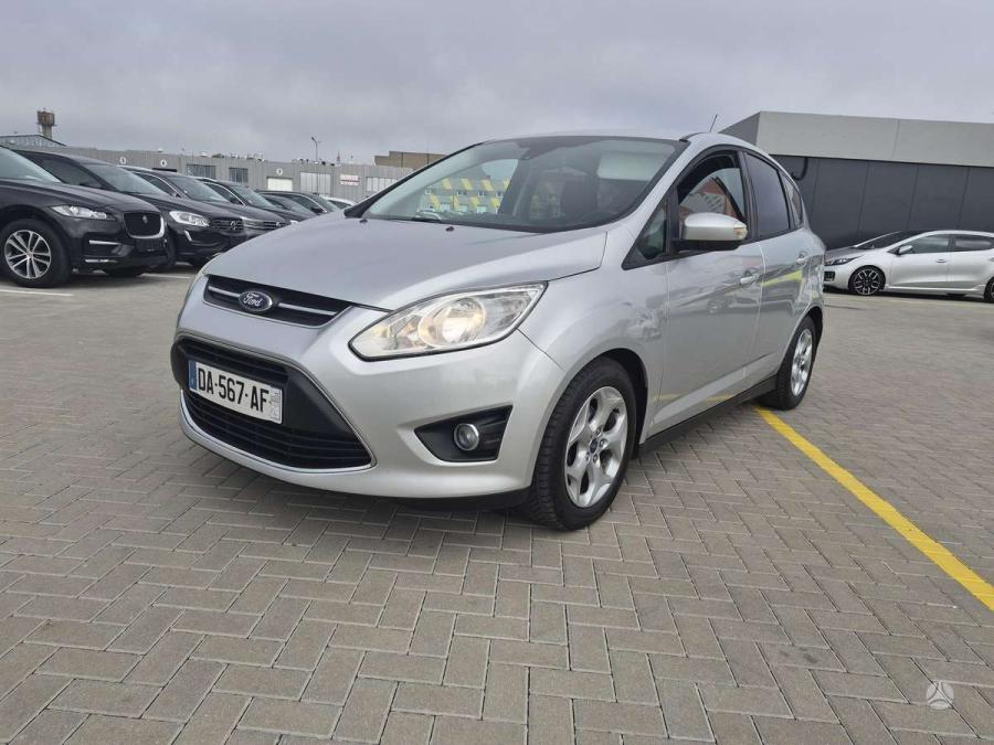 Grey Ford C-Max 2013 in Taurage, with an engine capacity of 1.00 L and mileage of 172 thousand km for 3500 €, photo 4 on AUTOMOTO.COM.LV