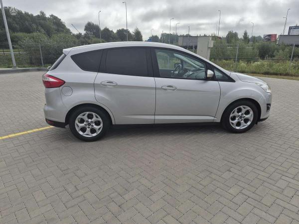 Grey Ford C-Max 2013 in Taurage, with an engine capacity of 1.00 L and mileage of 172 thousand km for 3500 €, photo 5 on AUTOMOTO.COM.LV