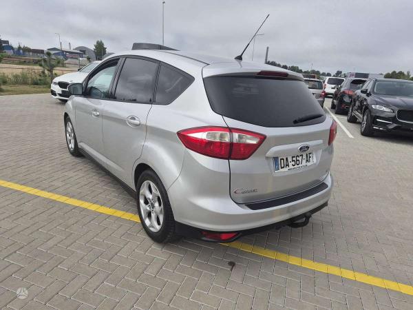 Grey Ford C-Max 2013 in Taurage, with an engine capacity of 1.00 L and mileage of 172 thousand km for 3500 €, photo 6 on AUTOMOTO.COM.LV
