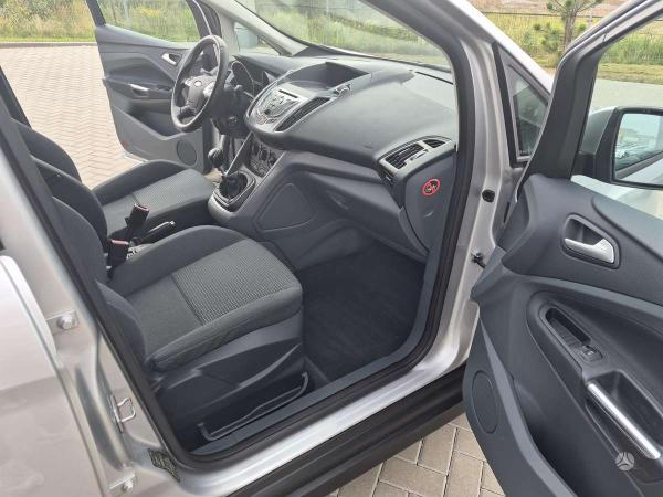 Grey Ford C-Max 2013 in Taurage, with an engine capacity of 1.00 L and mileage of 172 thousand km for 3500 €, photo 10 on AUTOMOTO.COM.LV