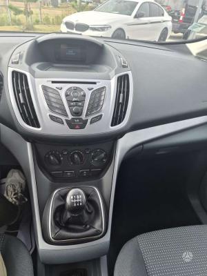 Grey Ford C-Max 2013 in Taurage, with an engine capacity of 1.00 L and mileage of 172 thousand km for 3500 €, photo 17 on AUTOMOTO.COM.LV