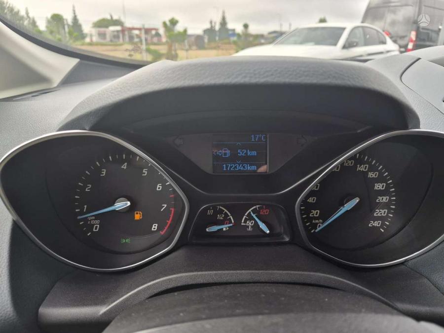 Grey Ford C-Max 2013 in Taurage, with an engine capacity of 1.00 L and mileage of 172 thousand km for 3500 €, photo 18 on AUTOMOTO.COM.LV