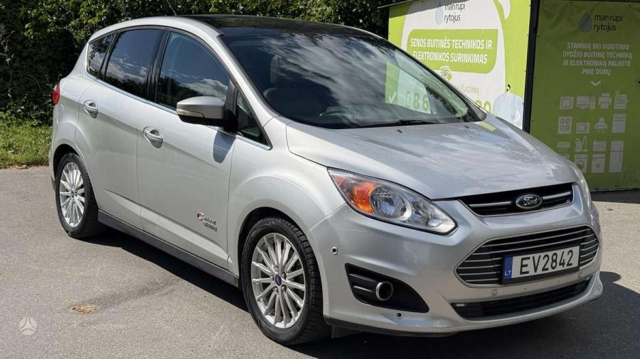 Grey Ford C-Max 2013 in Vilnius, with an engine capacity of 2.00 L and mileage of 110 thousand km for 4650 €, photo 4 on AUTOMOTO.COM.LV
