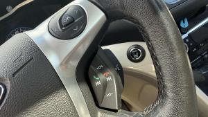 Grey Ford C-Max 2013 in Vilnius, with an engine capacity of 2.00 L and mileage of 110 thousand km for 4650 €, photo 19 on AUTOMOTO.COM.LV