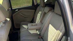 Grey Ford C-Max 2013 in Vilnius, with an engine capacity of 2.00 L and mileage of 110 thousand km for 4650 €, photo 28 on AUTOMOTO.COM.LV