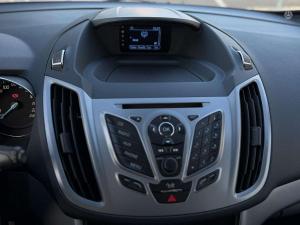 Grey Ford C-Max 2013 in Kretinga, with an engine capacity of 1.00 L and mileage of 191 thousand km for 4750 €, photo 15 on AUTOMOTO.COM.LV