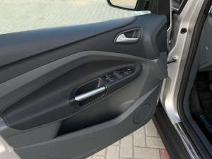 Grey Ford C-Max 2013 in Kretinga, with an engine capacity of 1.00 L and mileage of 191 thousand km for 4750 €, photo 19 on AUTOMOTO.COM.LV