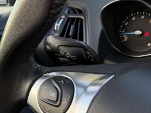 Grey Ford C-Max 2013 in Kretinga, with an engine capacity of 1.00 L and mileage of 191 thousand km for 4750 €, photo 20 on AUTOMOTO.COM.LV